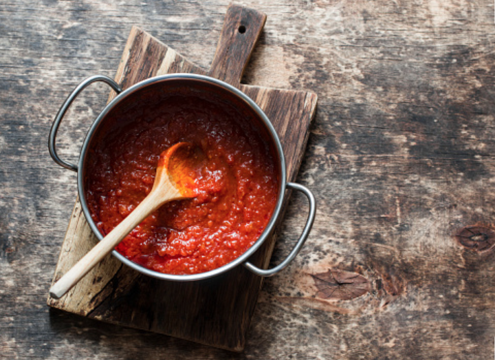 Making passata with summer's tomato bounty - Casa Mia Tours