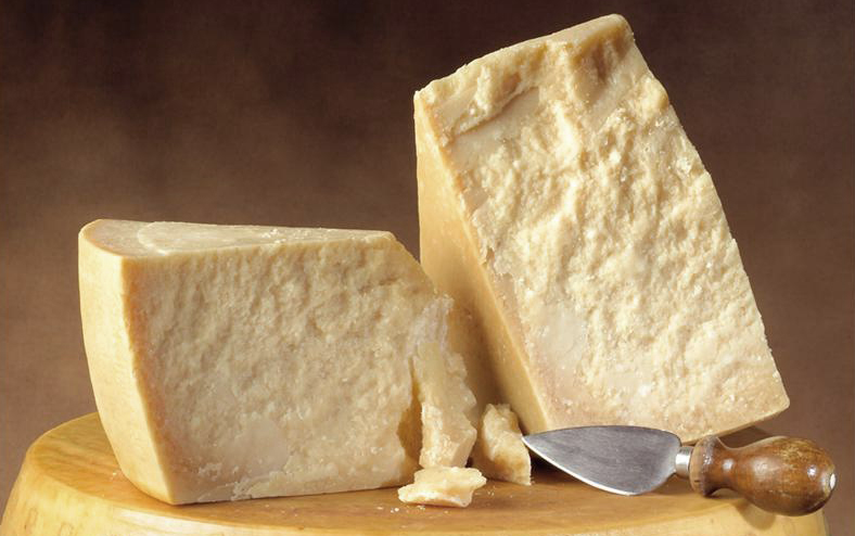 How to cut cheese - Casa Mia Tours